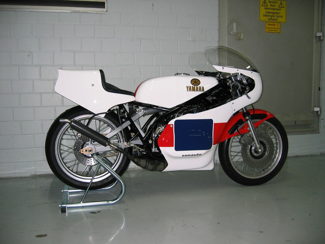 Yamaha TZ 350 F im Neuzustand Augsburg - www.classic-motorrad.de
