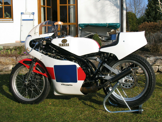 Yamaha TZ 350 F im Neuzustand Augsburg - www.classic-motorrad.de